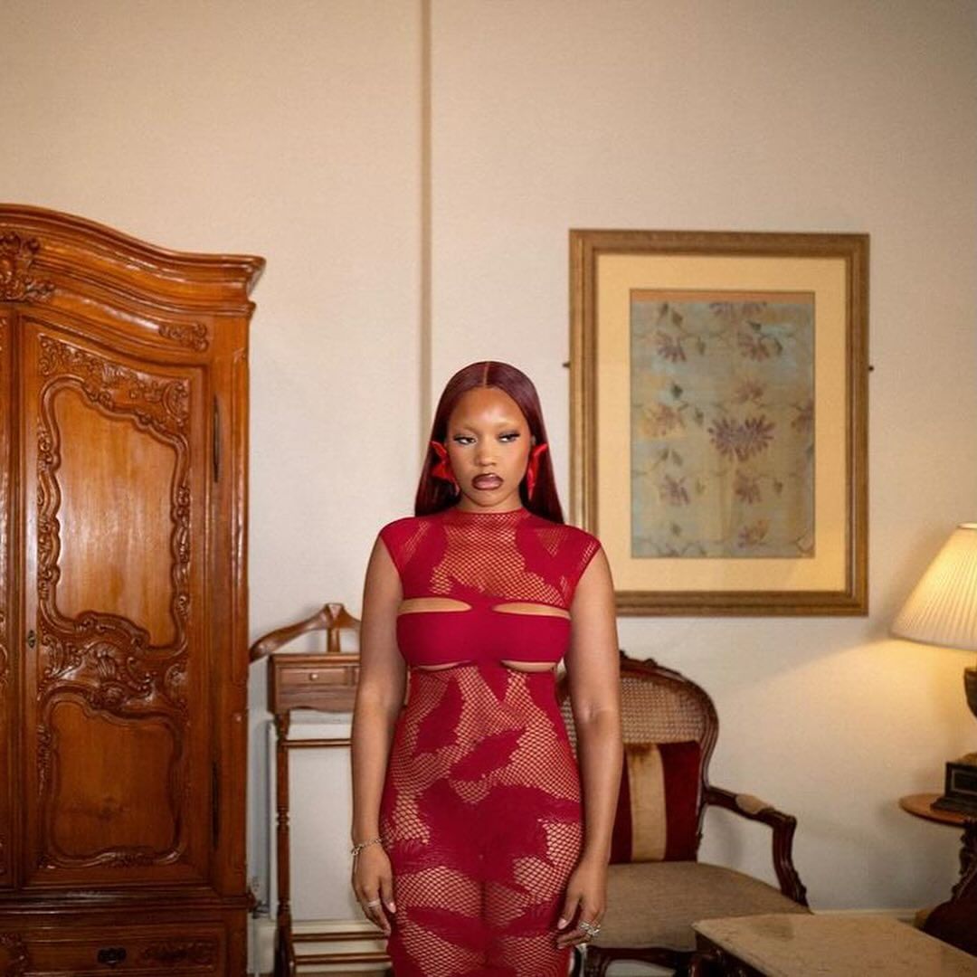 POSTER GIRL Official | British Fashion Label Serving Iconic Shapewear