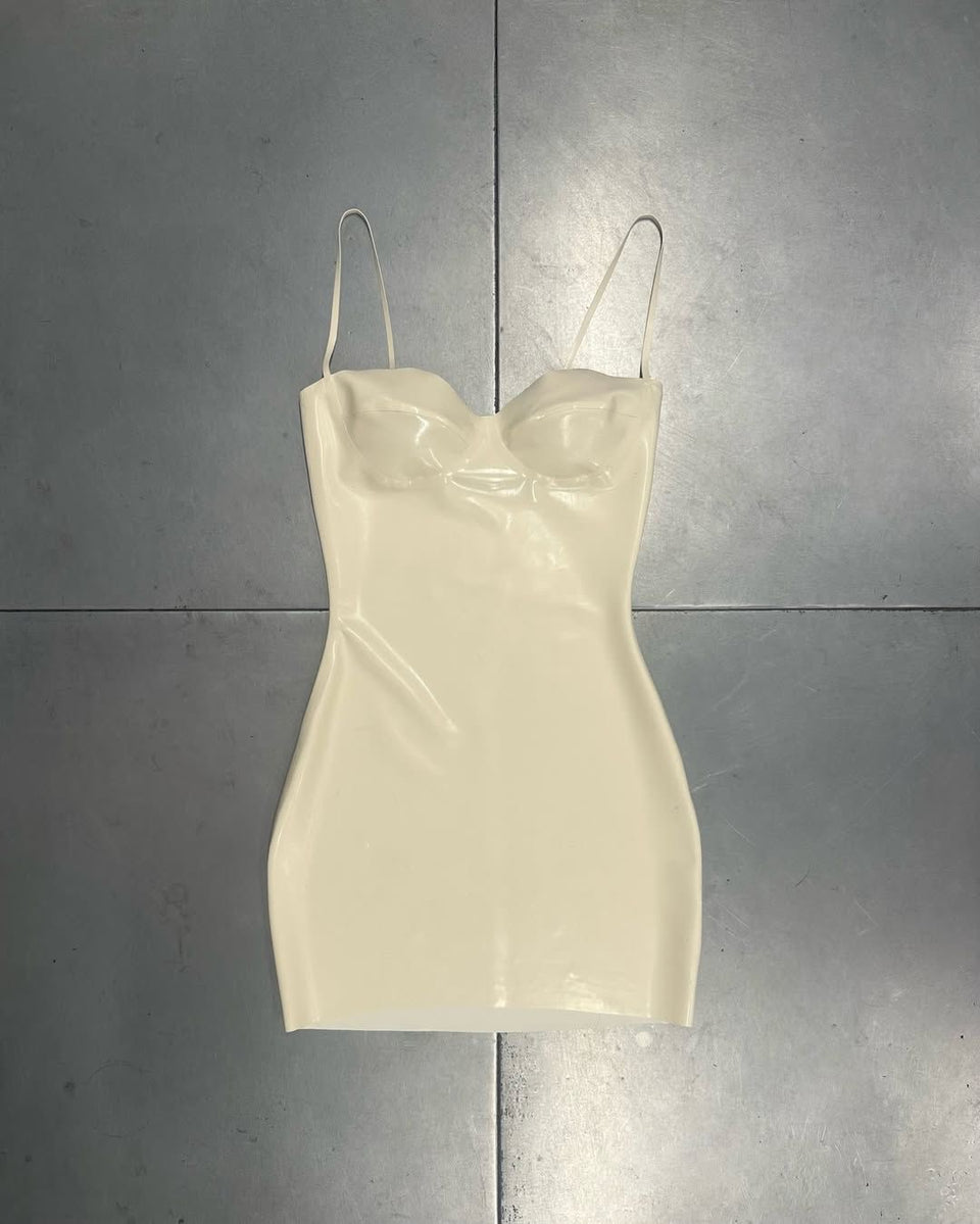 POSTER GIRL Official | British Fashion Label Serving Iconic Shapewear