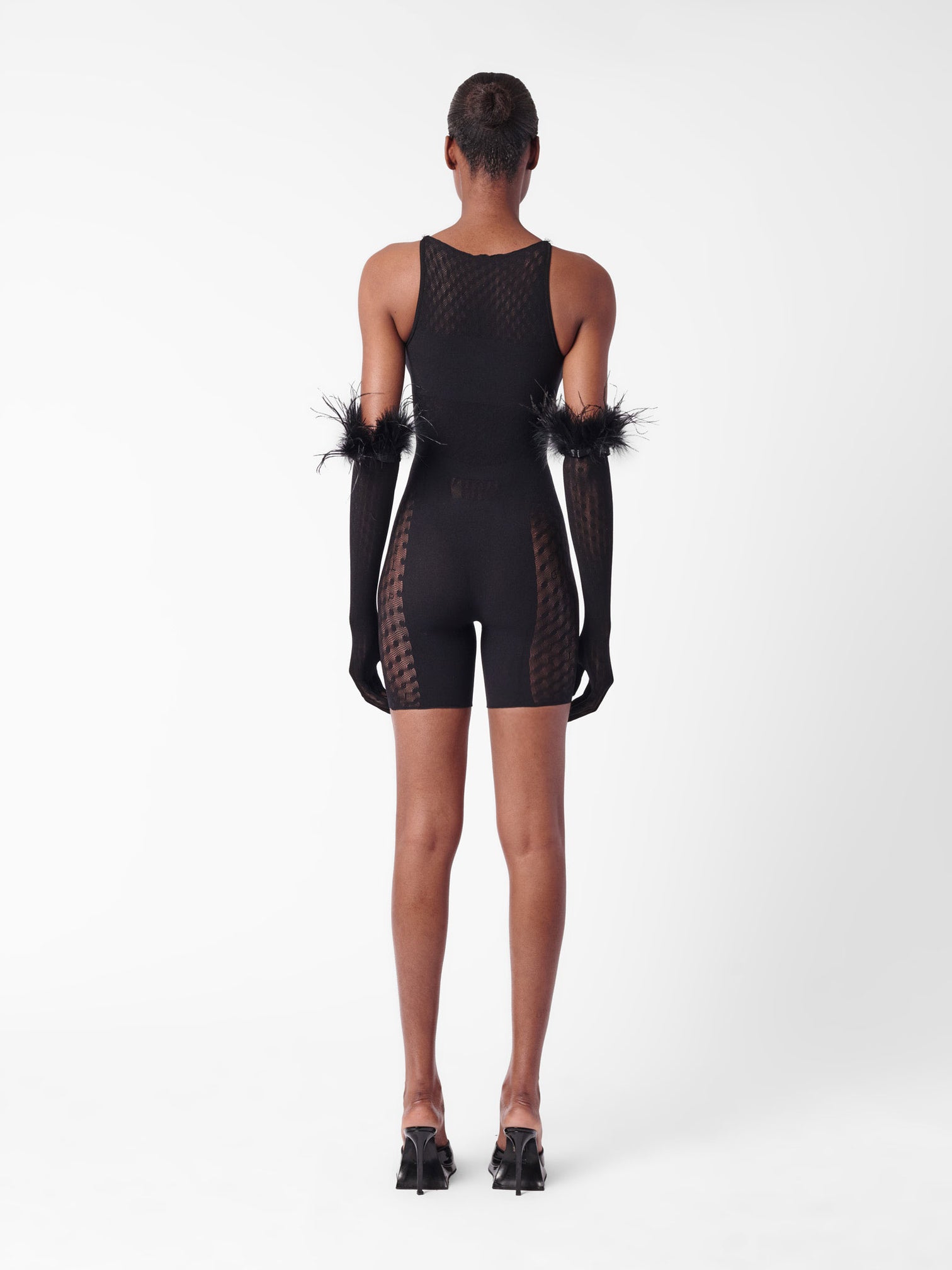 Jetta Short Jumpsuit x Gwenevere Glove Set Black | POSTER GIRL